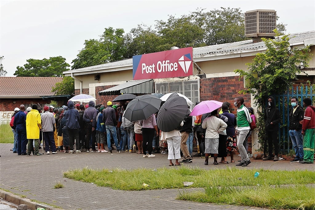 Minister rewards poor performing SAPO Board Members with new term ...