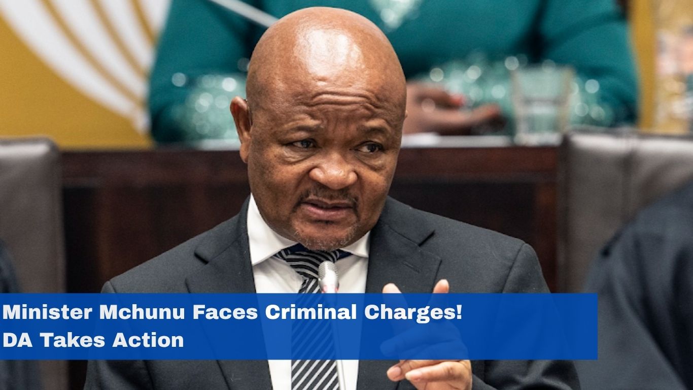 DA to lay criminal charges against Minister Mchunu